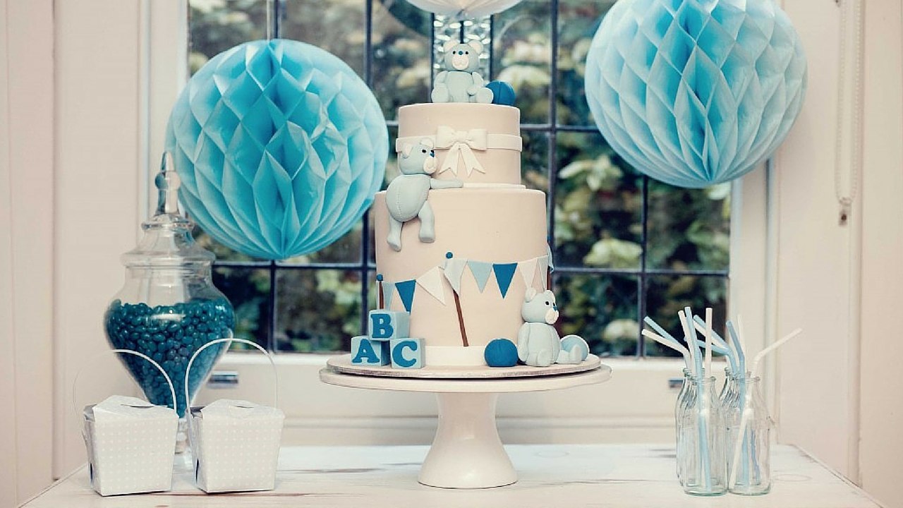 How to Make a Double Barrel Cake - Caker School